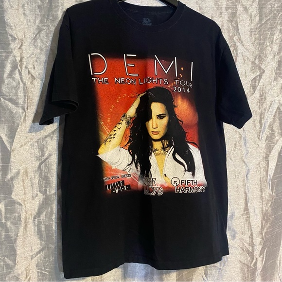 Fruit of the Loom | Tops | Demi Lovato 24 Neon Lights Tour Tee Guc Sz L ...